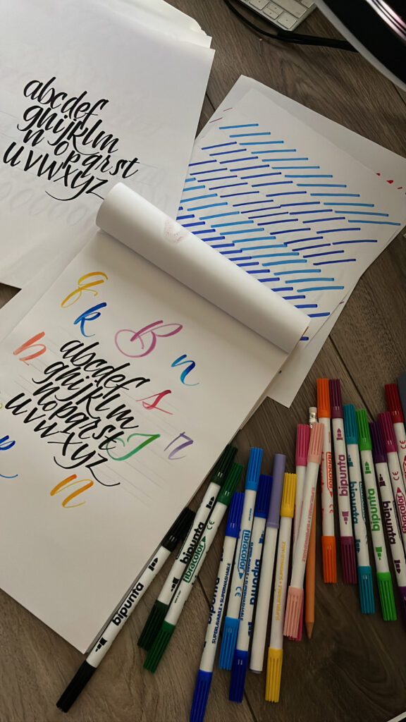 Brush lettering: che cos'è e perché iniziare - Be-A