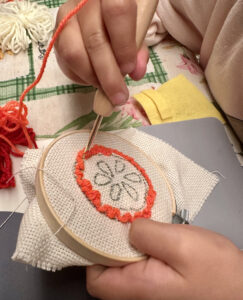 Guida completa al Tufting: tecniche, strumenti e consigli per Iniziare